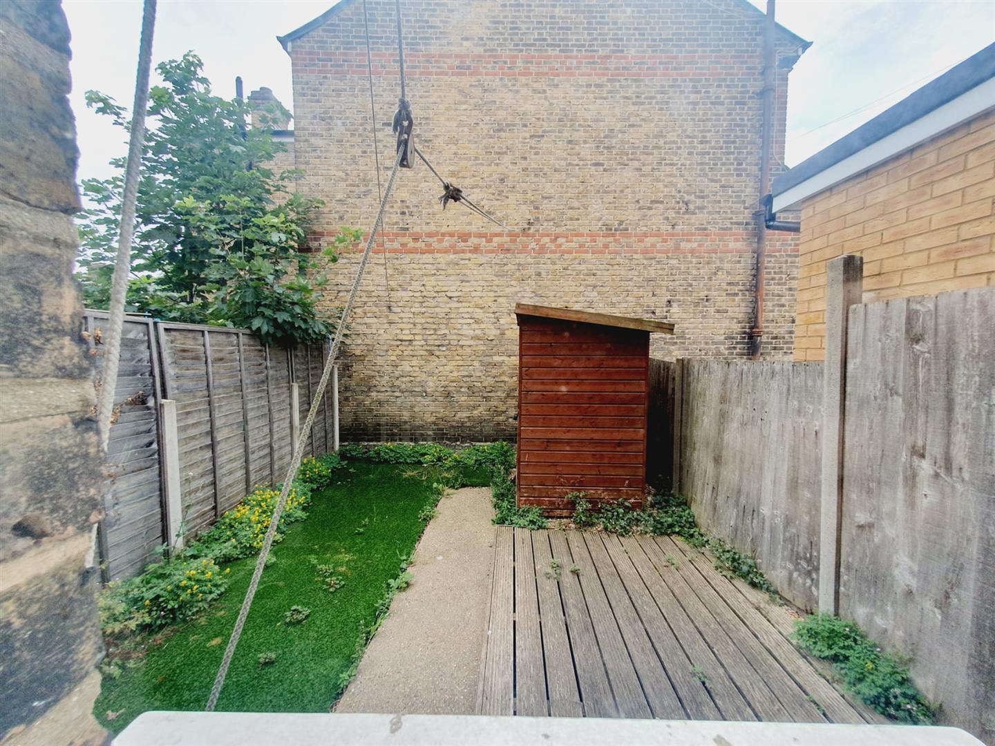 Oulton Road, London N15 - Sunshine Estates