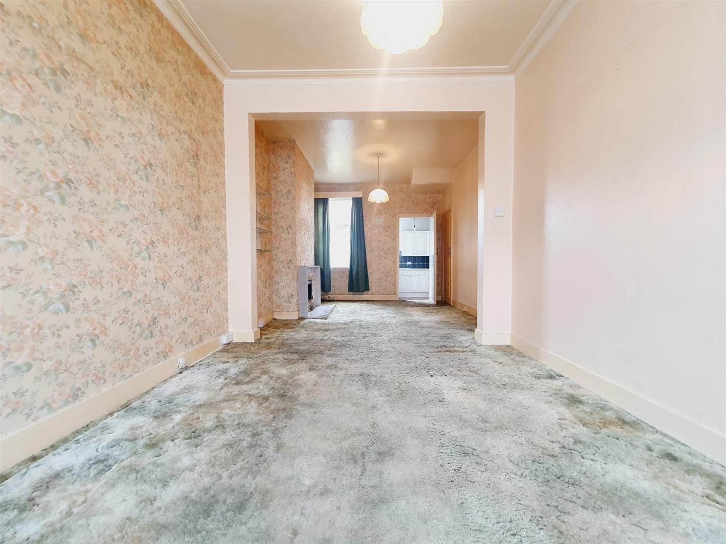 Oulton Road, London N15 - Sunshine Estates